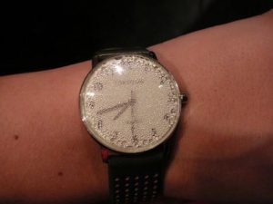 How to get moisture out of your watch?