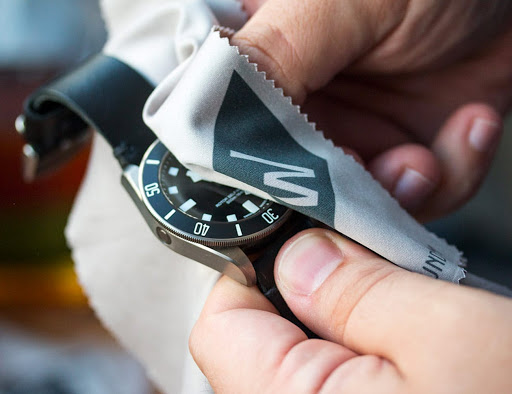 How to Clean Watches at Home (Ultimate Watch Cleaning Guide)