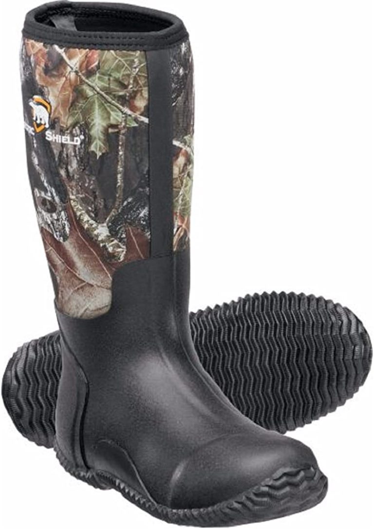 Top 12 Best Fishing Boots for Tackling Any Water Terrain